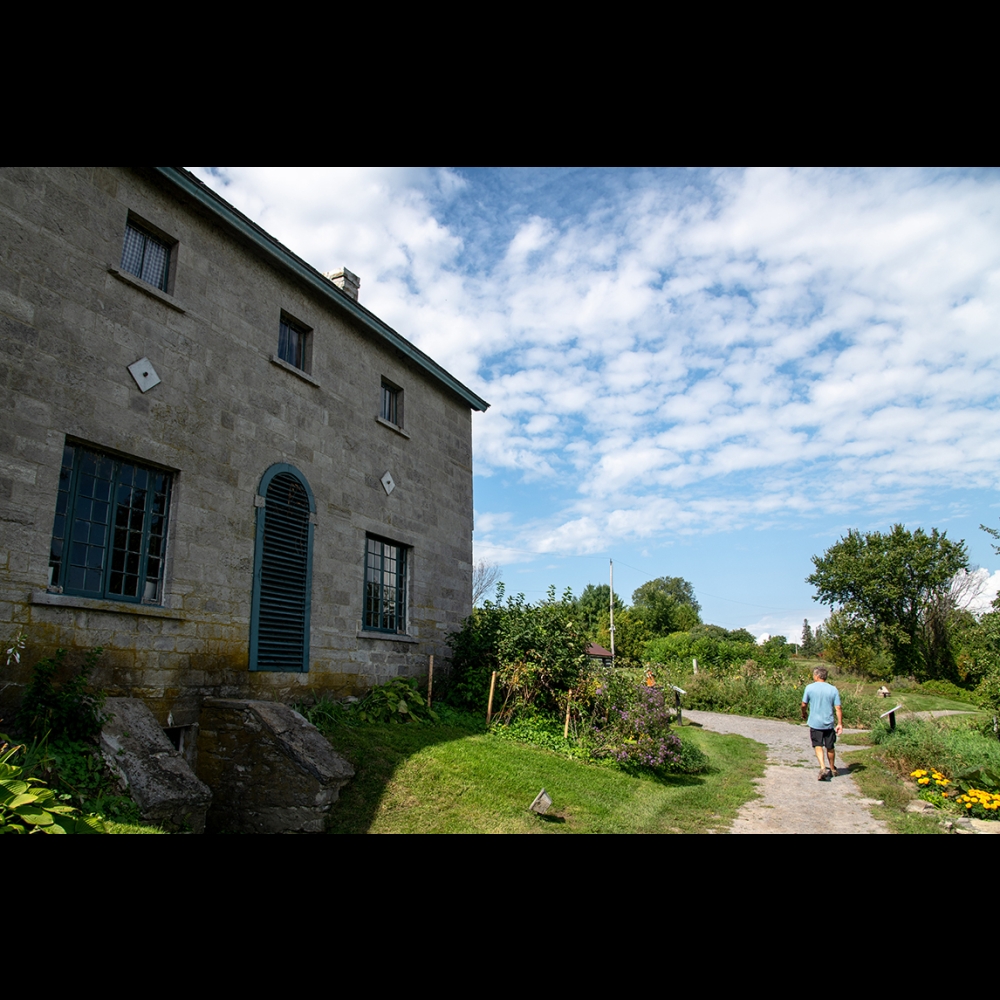 Grounds - Pinhey’s Point Historic Site | City of Ottawa